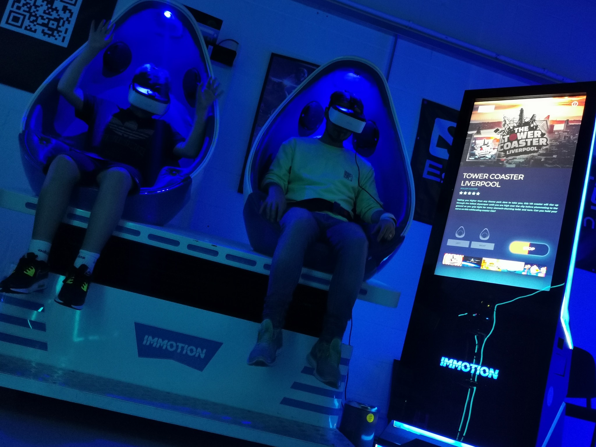 CHECK OUT THE WORLD'S ONLY LIVERPOOL-BASED VIRTUAL REALITY ROLLERCOASTER!