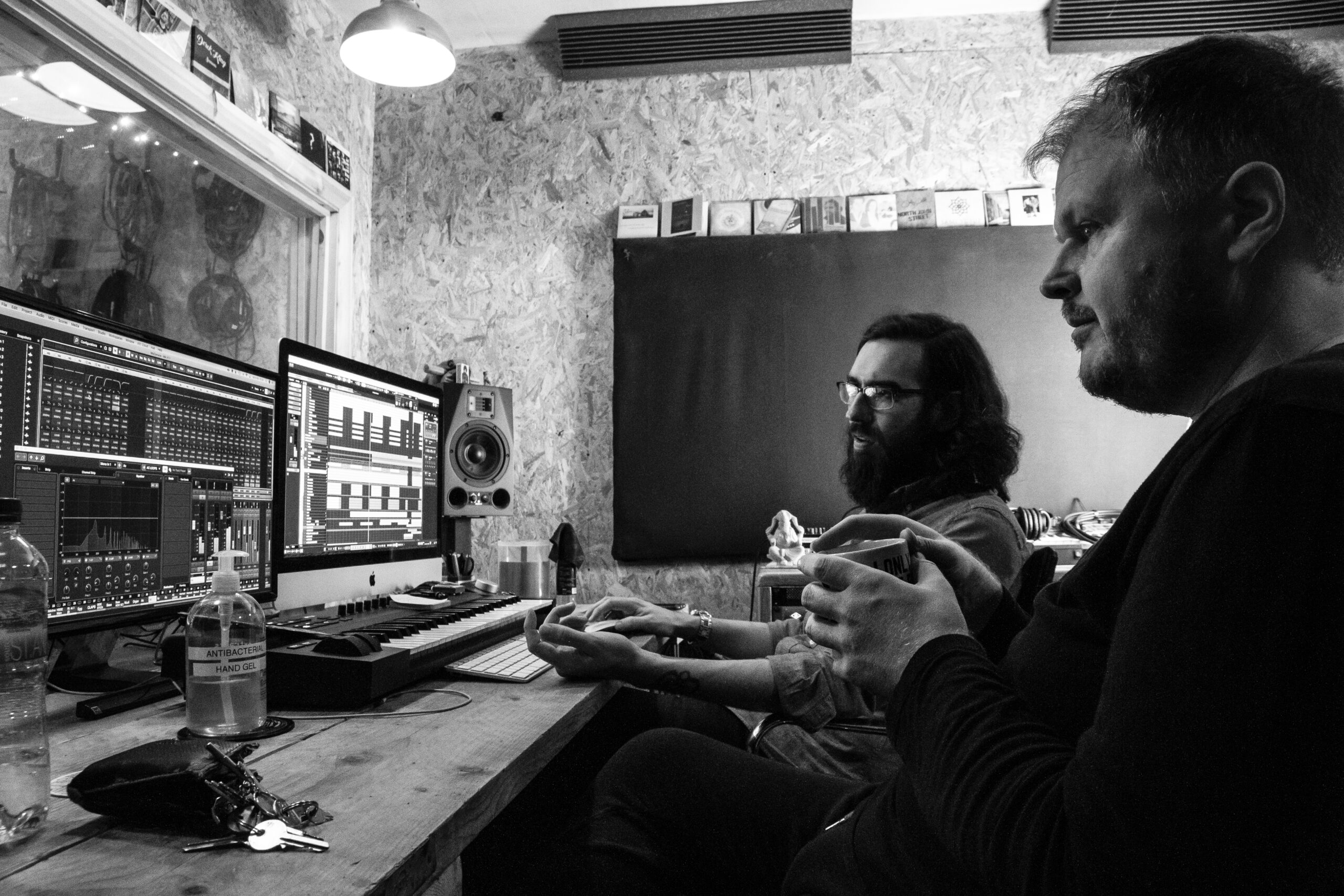 Neil-Campbell-Jon-Lawton-2-Photo-Credit-Joanne-Roberts - La Vida Liverpool