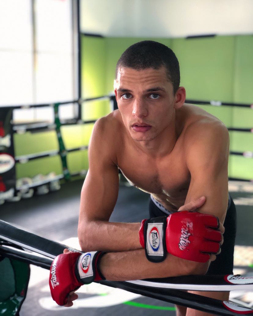 FROM FUGITIVE TO TITLE FIGHTS: THE STORY OF SHEM ROCK! - La Vida Liverpool