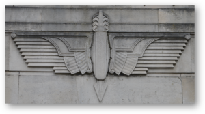 HEARN'S HISTORY: THE LOVELY LIVER BIRDS OF LIVERPOOL! - La Vida Liverpool