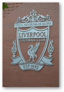 HEARN'S HISTORY: THE LOVELY LIVER BIRDS OF LIVERPOOL! - La Vida Liverpool