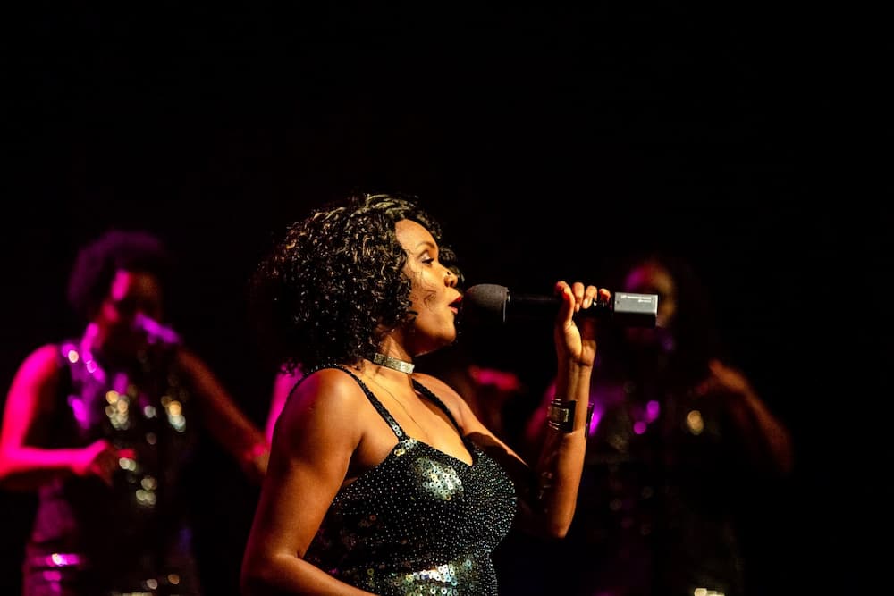 SENSATIONAL WHITNEY TRIBUTE COMING TO LIVERPOOL NAVAL CLUB! - La Vida ...